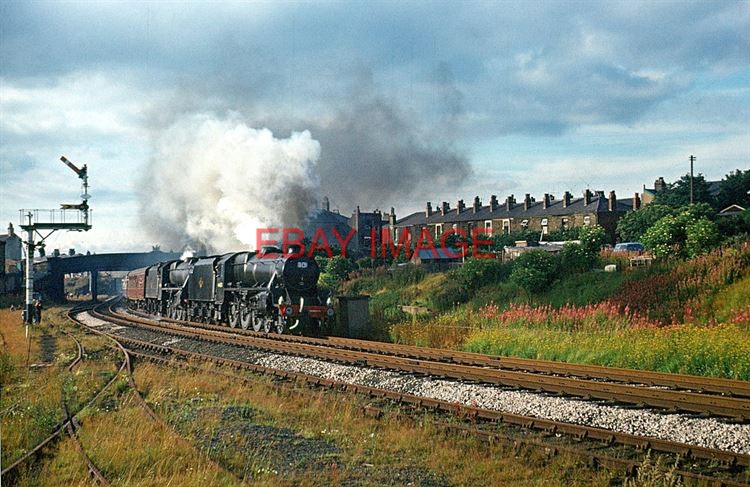 PHOTO LMS STANIER BLACK 5 LOCOS 44871 AND 44781 THE FIFTEEN GUINEA ...