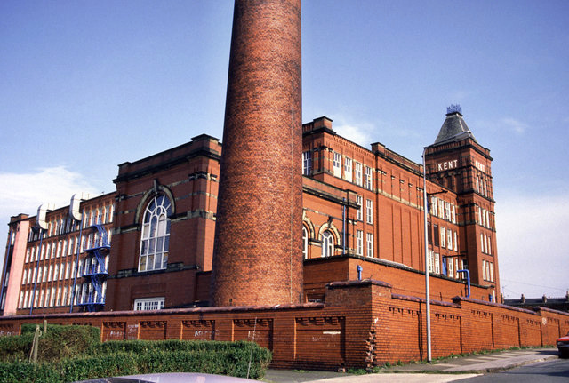 PHOTO 1990 OLDHAM KENT MILL CHADDERTON SHOWING ENGINE HOUSE BOILER ...