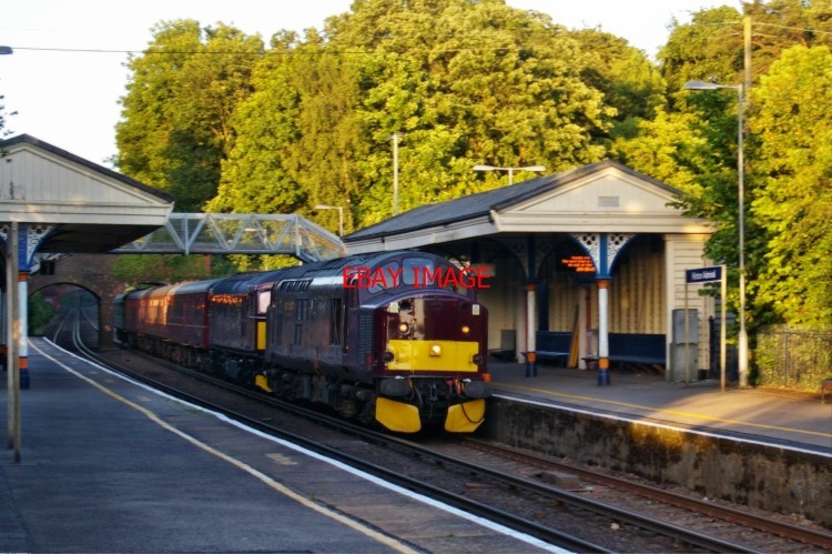 PHOTO WCRC CLASS 37/5 NO 37518 AND CLASS 33/0 NO 33025 PASS HINTON ...