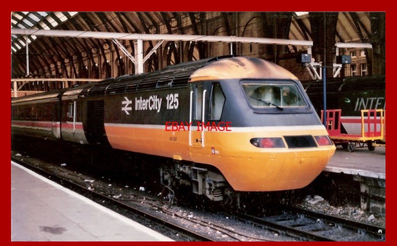 PHOTO BR Class 43 Unit No 43087 Intercity 125 Livery £1.25 - PicClick UK