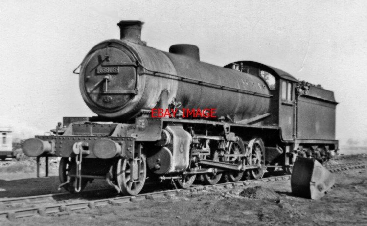 PHOTO LNER O1 2-8-0 NO 63571 AT WOODFORD HALSE LOCO DEPOT 1953 | eBay