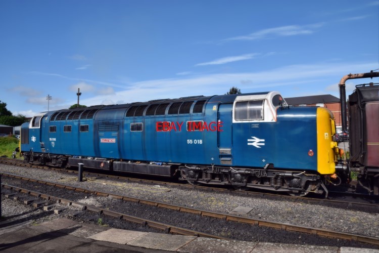 PHOTO CLASS 55 NO 55 022 VIEW 3 (EX-NO D9000) ROYAL SCOTS GREY ...