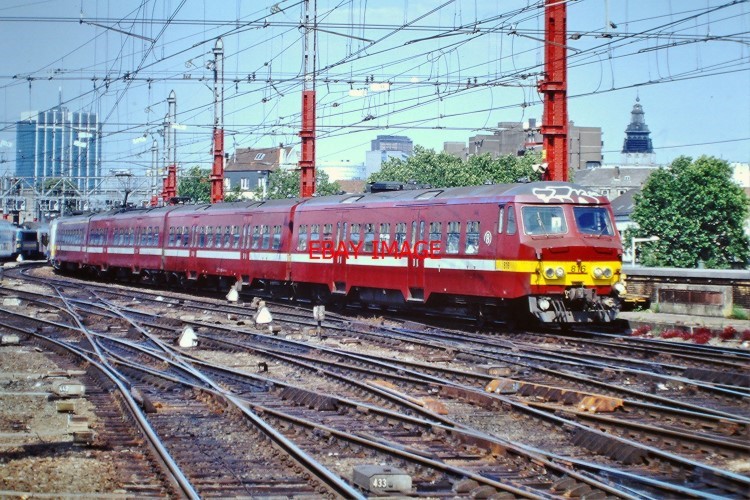 PHOTO BELGIAN RAILWAYS - SNCB/NMBS CLASS AM75 4-CAR INTER-REGIONAL EMU ...