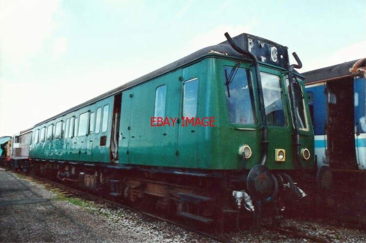 PHOTO UNIDENTIFIED CLASS 121 RAILCAR NO W55032 IN BR GREEN LIVERY V2 | eBay