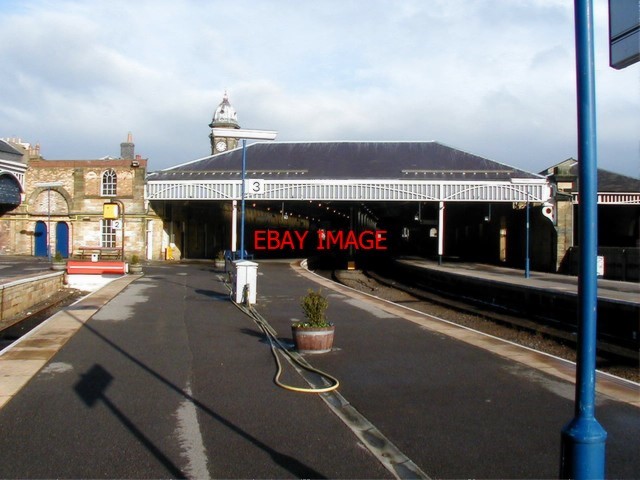 PHOTO 2003 SCARBOROUGH RAILWAY STATION EXTERIOR PLATFORMS | eBay