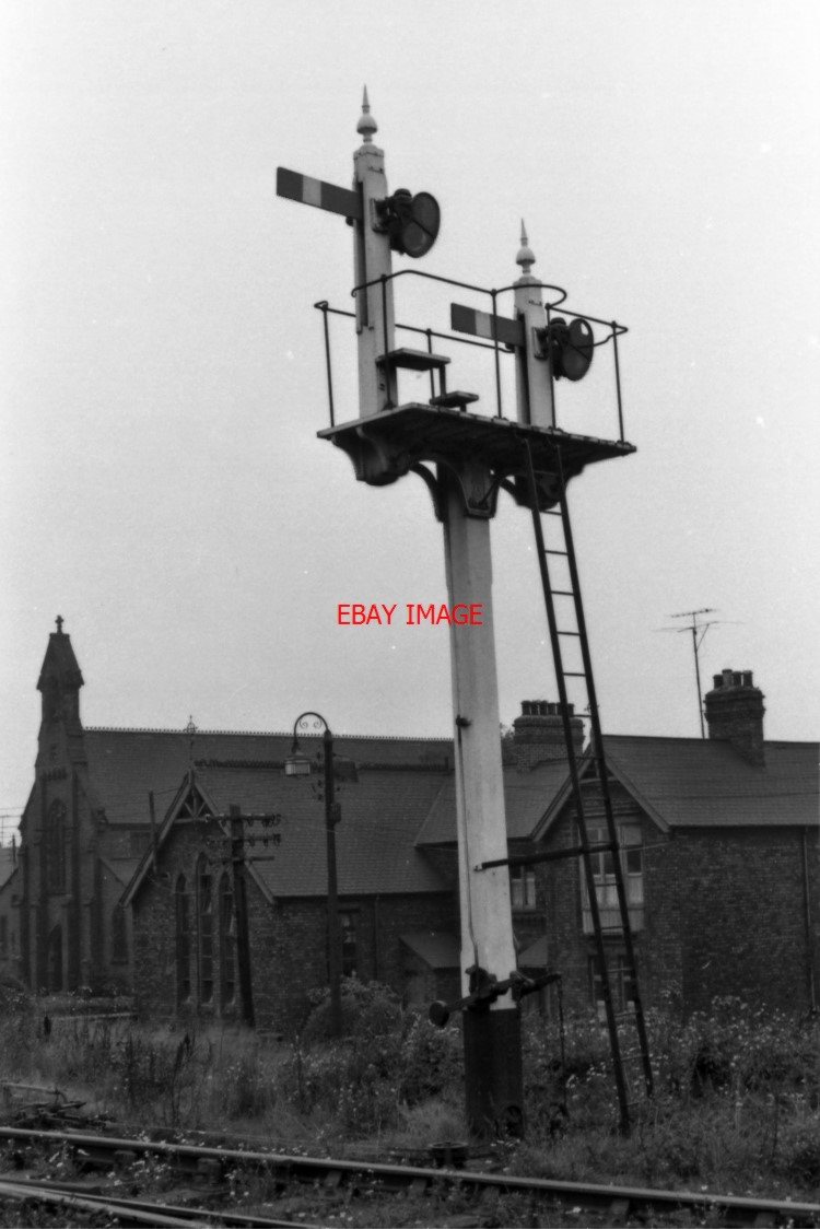 PHOTO NER SIGNAL BRACKET AT PORT CLARENCE IN 1963 | eBay
