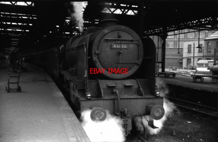 PHOTO LMS STANIER 'ROYAL SCOT' 4-6-0 46106 'GORDON HIGHLANDER' EUSTON ...