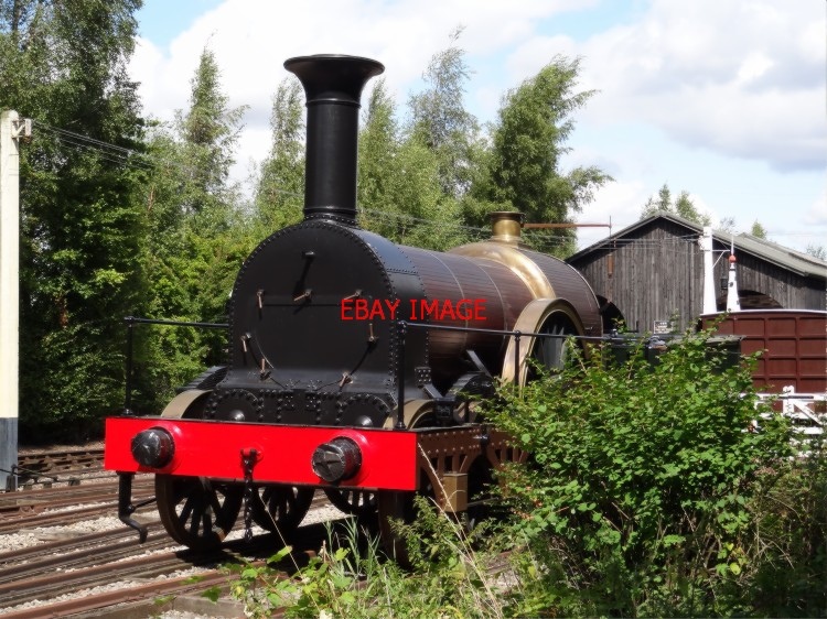 PHOTO BROAD GAUGE REPLICA LOCO 'IRON DUKE' WAS BUILT BY RESCO RAILWAYS ...