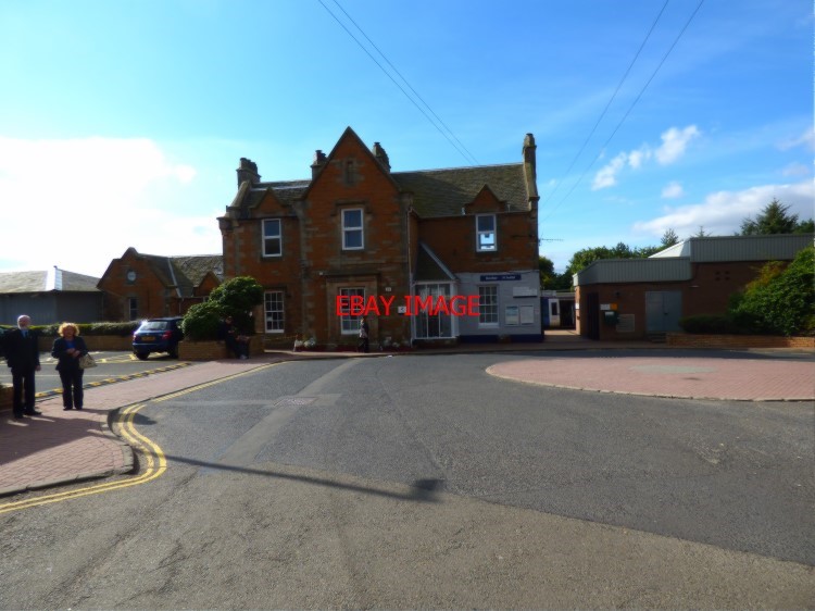 PHOTO DUNBAR RAILWAY STATION EXTERIOR VIEW | eBay