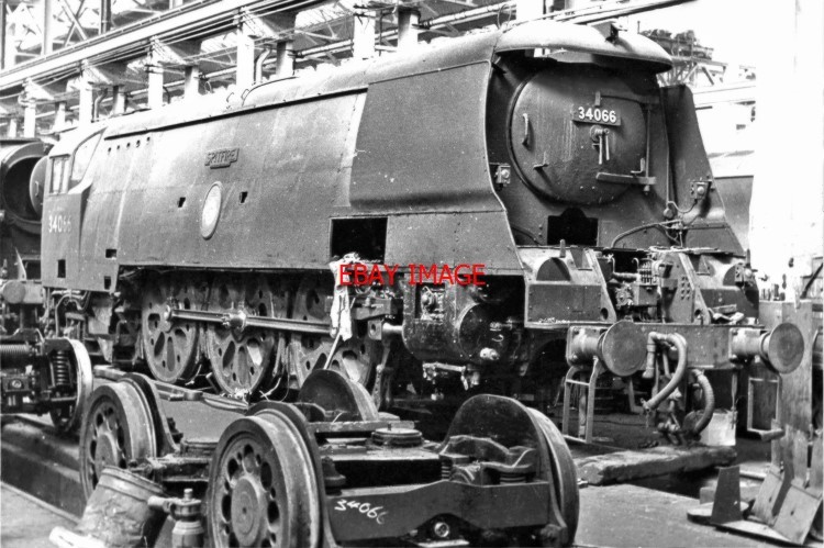 PHOTO SR BATTLE OF BRITAIN CLASS LOCO NO 34066 SPITFIRE. EASTLEIGH WKS ...