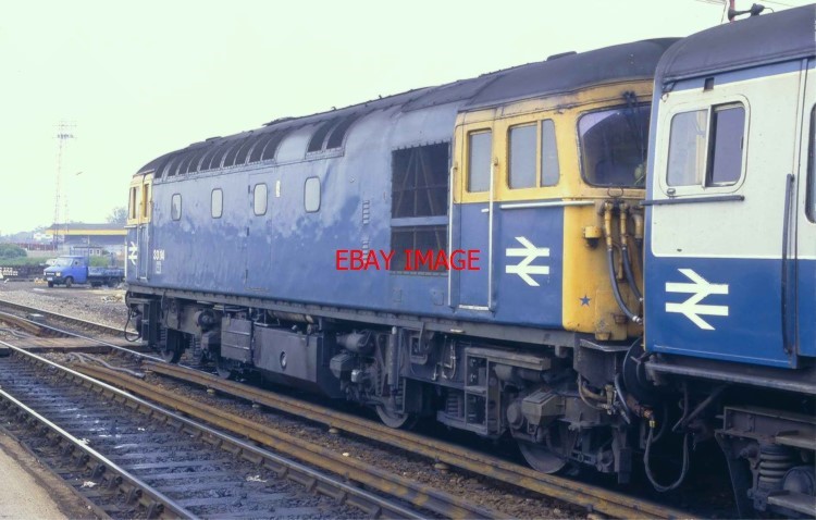 PHOTO CLASS 33 LOCO NO 33114 AT POOLE RAILWAY STATION 1120 DEPT | eBay