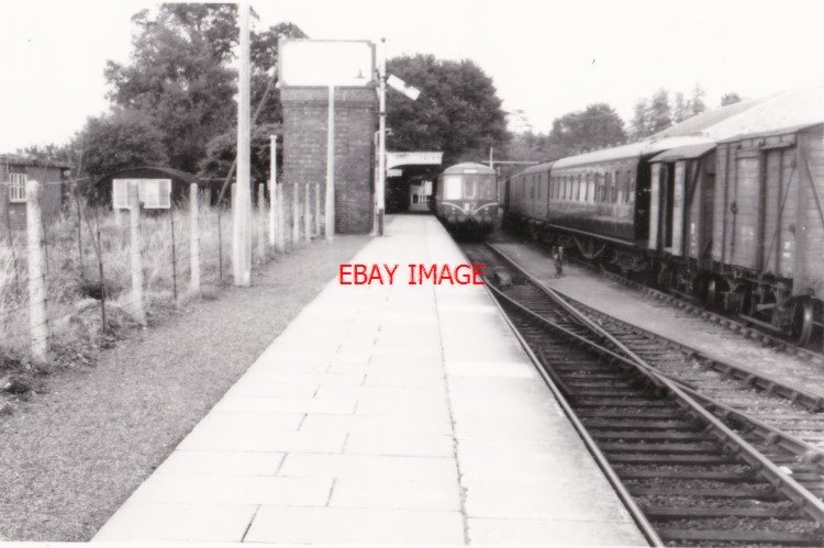 PHOTO CALNE RAILWAY STATION | eBay
