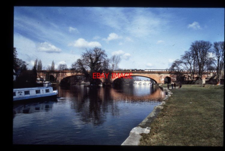 PHOTO GWR RAILWAY BRIDGE AT MAIDENHEAD OVER THE RIVER THAMES | eBay