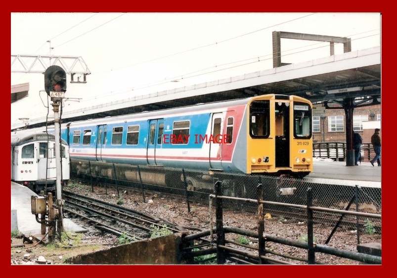 PHOTO BR CLASS 315 UNIT NO 315829 AT STRATFORD STATION AND UNDERGROUND ...